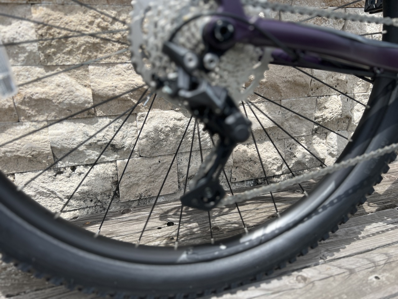 53393727-5BD2-4EA4-9AED-849482EB7F96 | Climb cycle sports